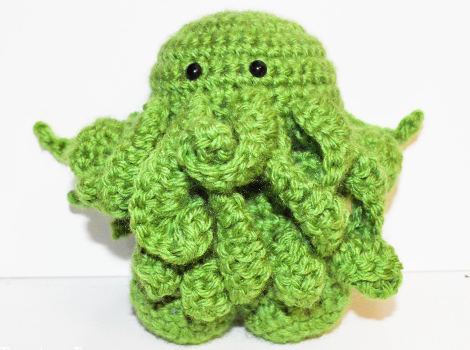 Free Crochet Pattern – The Mighty Cthulhu Amigurumi – STRINGS & THINGS